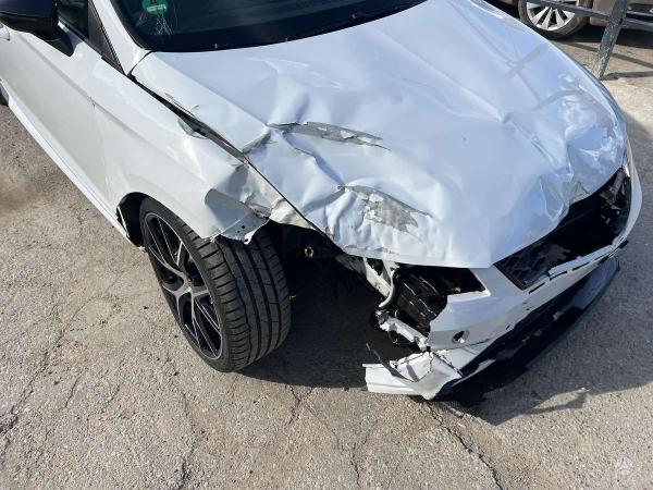Balts SEAT Leon 2019 Kauņa, ar dzinēja tilpumu 1.98 L un nobraukumu 75 tūkst. km par 9900 €, foto 9 vietnē AUTOMOTO.COM.LV