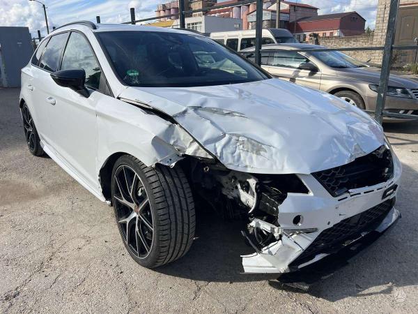 Balts SEAT Leon 2019 Kauņa, ar dzinēja tilpumu 1.98 L un nobraukumu 75 tūkst. km par 9900 €, foto 10 vietnē AUTOMOTO.COM.LV