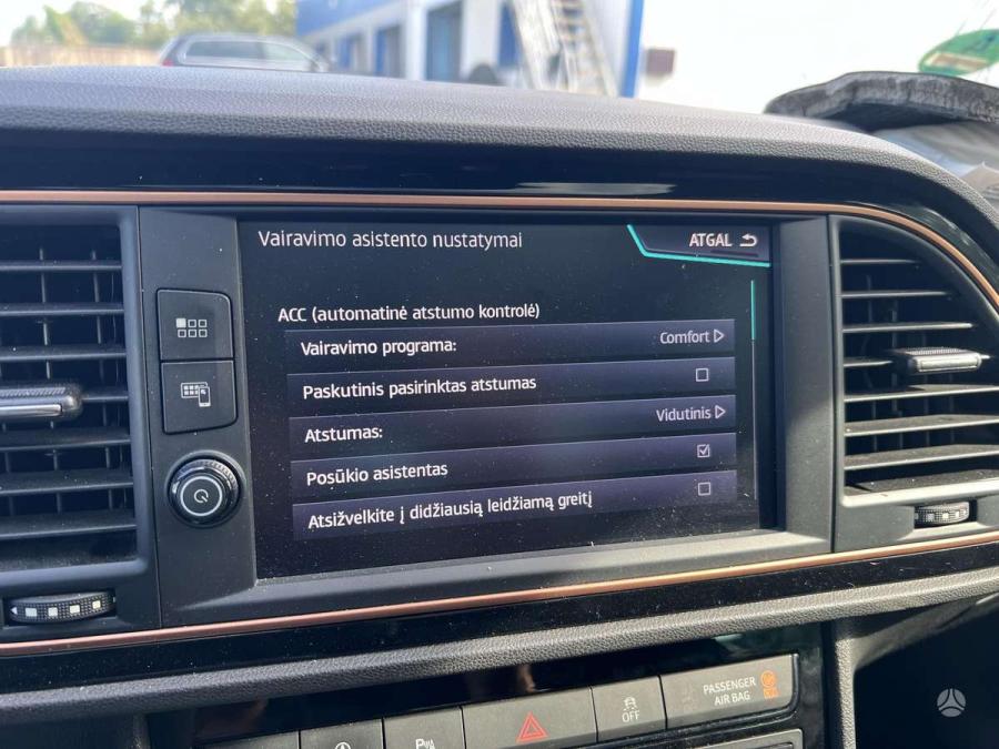 Balts SEAT Leon 2019 Kauņa, ar dzinēja tilpumu 1.98 L un nobraukumu 75 tūkst. km par 9900 €, foto 30 vietnē AUTOMOTO.COM.LV