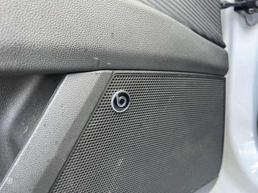 Balts SEAT Leon 2019 Kauņa, ar dzinēja tilpumu 1.98 L un nobraukumu 75 tūkst. km par 9900 €, foto 44 vietnē AUTOMOTO.COM.LV
