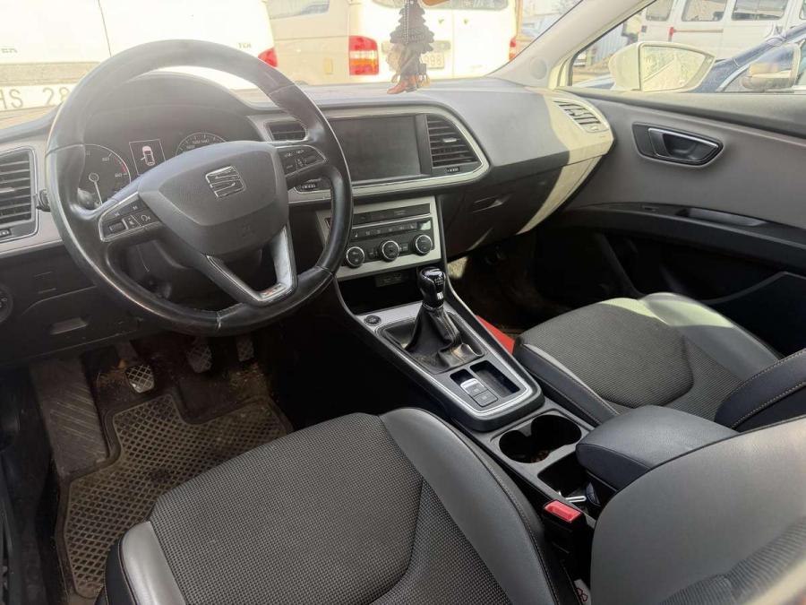 White SEAT Leon 2019 in Kaunas, with an engine capacity of 1.60 L and mileage of 157 thousand km for 6900 €, photo 7 on AUTOMOTO.COM.LV