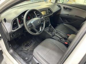 White SEAT Leon 2020 in Marijampole, with an engine capacity of 1.50 L and mileage of 298 thousand km for 7350 €, photo 7 on AUTOMOTO.COM.LV