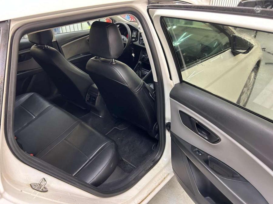 White SEAT Leon 2020 in Marijampole, with an engine capacity of 1.50 L and mileage of 298 thousand km for 7350 €, photo 9 on AUTOMOTO.COM.LV