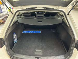 White SEAT Leon 2020 in Marijampole, with an engine capacity of 1.50 L and mileage of 298 thousand km for 7350 €, photo 10 on AUTOMOTO.COM.LV