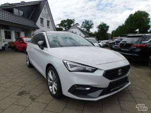 White SEAT Leon 2021 in Kaunas, with an engine capacity of 2.00 L and mileage of 28 thousand km for 29595 €, photo  on AUTOMOTO.COM.LV
