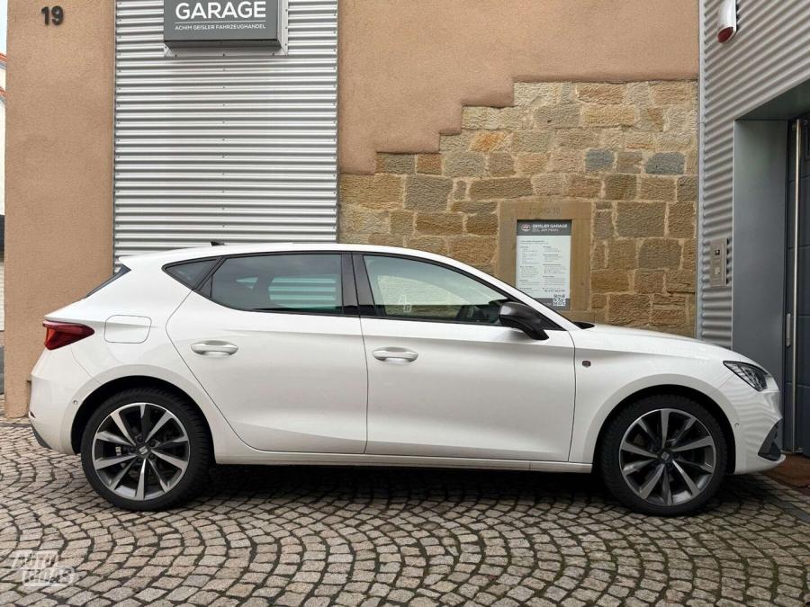 Balts SEAT Leon 2021 Kauņa, ar dzinēja tilpumu 1.40 L un nobraukumu 74 tūkst. km par 25475 €, foto 7 vietnē AUTOMOTO.COM.LV