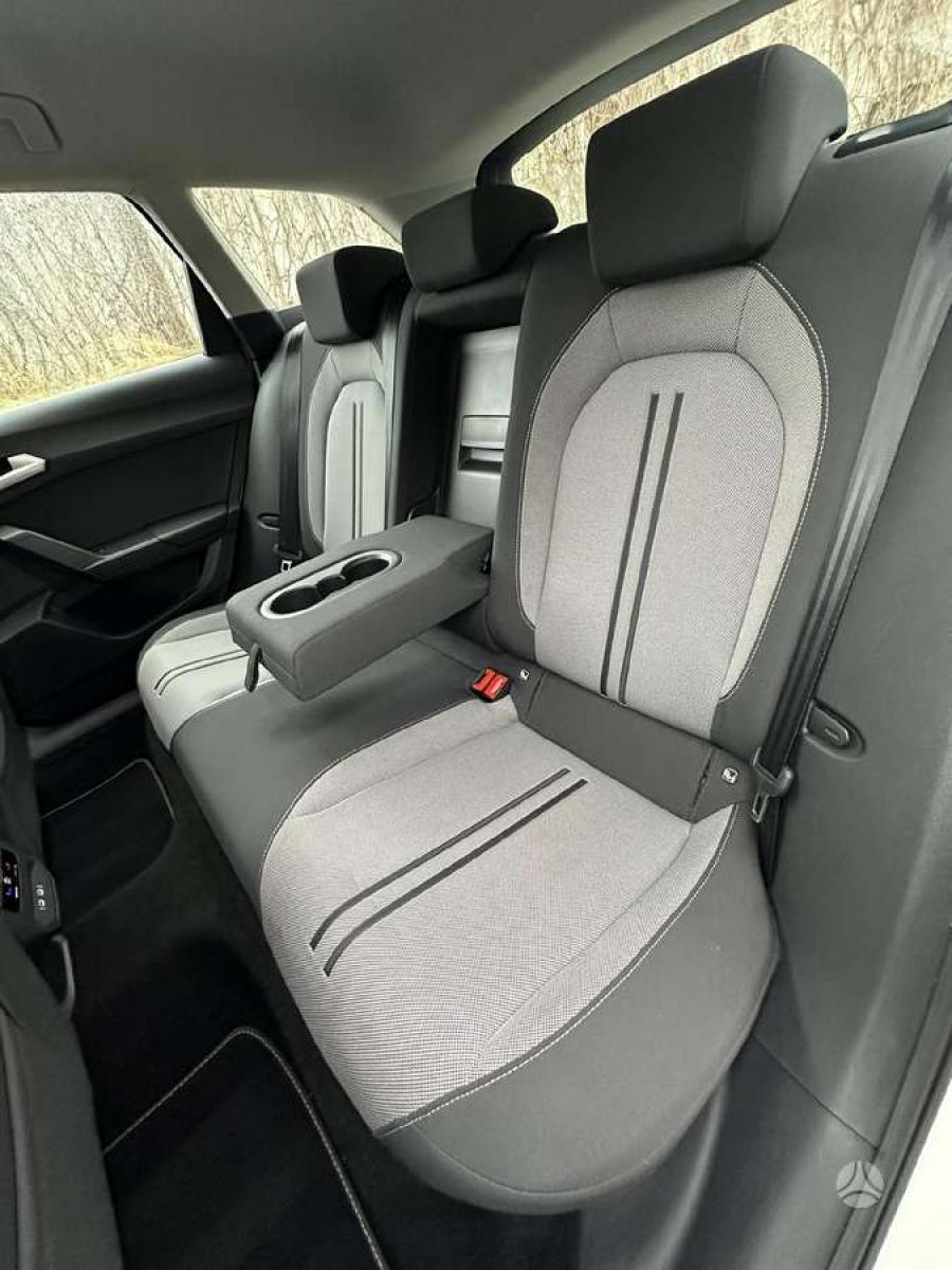 White SEAT Leon 2021 in Vilnius, with an engine capacity of 1.50 L and mileage of 96 thousand km for 13900 €, photo 9 on AUTOMOTO.COM.LV