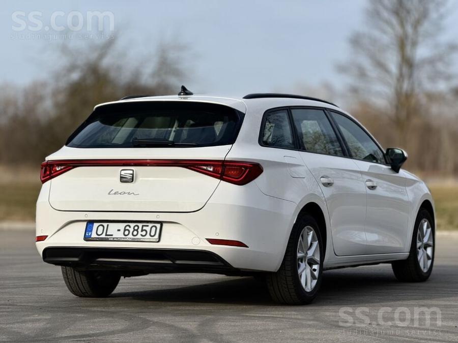 White SEAT Leon 2021 in Riga, with an engine capacity of 2.00 L and mileage of 118 thousand km for 13900 €, photo 8 on AUTOMOTO.COM.LV