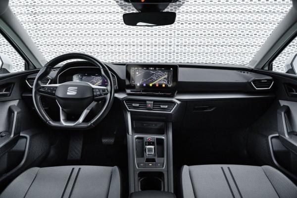 White SEAT Leon 2021 in Marupe, with an engine capacity of 2.00 L and mileage of 160 thousand km for 14500 €, photo 6 on AUTOMOTO.COM.LV