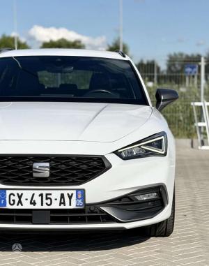 White SEAT Leon 2021 in Taurage, with an engine capacity of 1.50 L and mileage of 241 thousand km for 10400 €, photo 5 on AUTOMOTO.COM.LV