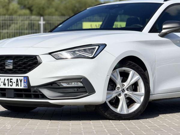 White SEAT Leon 2021 in Taurage, with an engine capacity of 1.50 L and mileage of 241 thousand km for 10400 €, photo 7 on AUTOMOTO.COM.LV