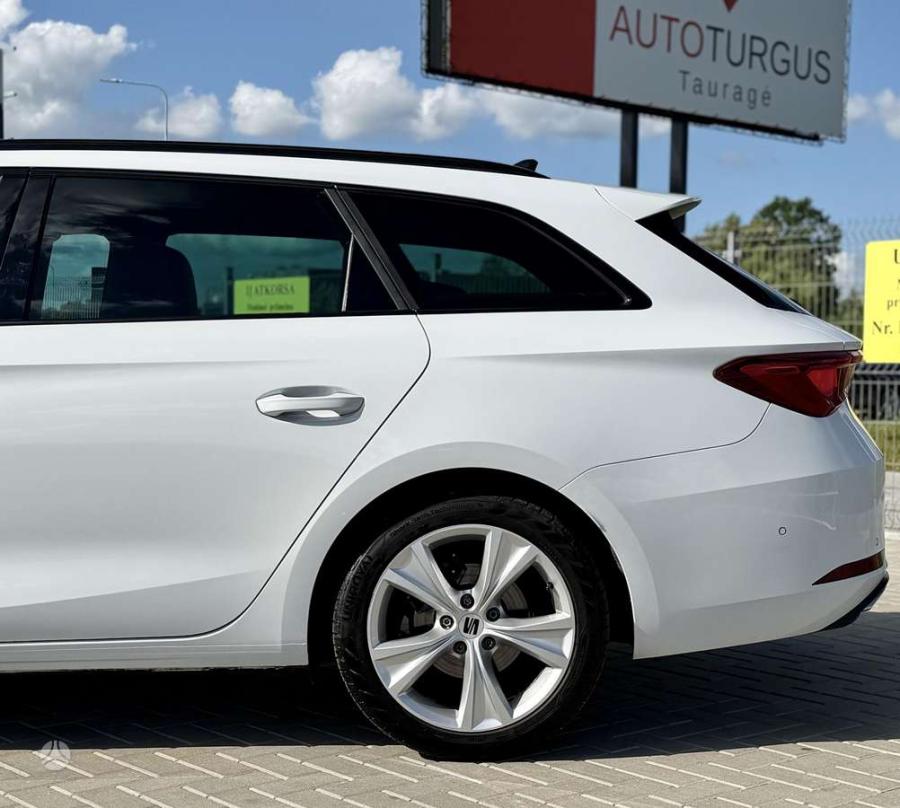 White SEAT Leon 2021 in Taurage, with an engine capacity of 1.50 L and mileage of 241 thousand km for 10400 €, photo 12 on AUTOMOTO.COM.LV