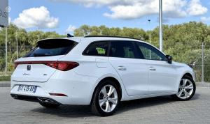 White SEAT Leon 2021 in Taurage, with an engine capacity of 1.50 L and mileage of 241 thousand km for 10400 €, photo 15 on AUTOMOTO.COM.LV