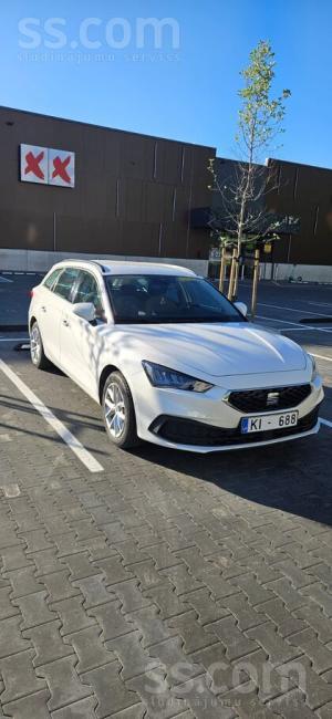 White SEAT Leon 2021 in Riga, with an engine capacity of 1.50 L and mileage of 60 thousand km for 14900 €, photo  on AUTOMOTO.COM.LV