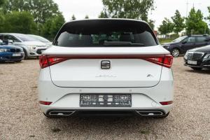 White SEAT Leon 2021 in Liepaja, with an engine capacity of 1.50 L and mileage of 241 thousand km for 12000 €, photo 9 on AUTOMOTO.COM.LV