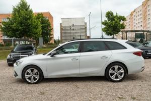White SEAT Leon 2021 in Liepaja, with an engine capacity of 1.50 L and mileage of 241 thousand km for 12000 €, photo 13 on AUTOMOTO.COM.LV