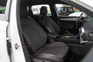 White SEAT Leon 2021 in Liepaja, with an engine capacity of 1.50 L and mileage of 241 thousand km for 12000 €, photo 30 on AUTOMOTO.COM.LV