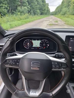 White SEAT Leon 2021 in Marijampole, with an engine capacity of 1.50 L and mileage of 260 thousand km for 9999 €, photo 14 on AUTOMOTO.COM.LV