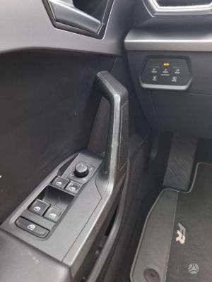 White SEAT Leon 2021 in Marijampole, with an engine capacity of 1.50 L and mileage of 260 thousand km for 9999 €, photo 16 on AUTOMOTO.COM.LV