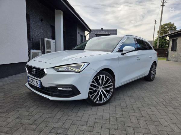 White SEAT Leon 2021 in Taurage, with an engine capacity of 2.00 L and mileage of 344 thousand km for 9300 €, photo 1 on AUTOMOTO.COM.LV