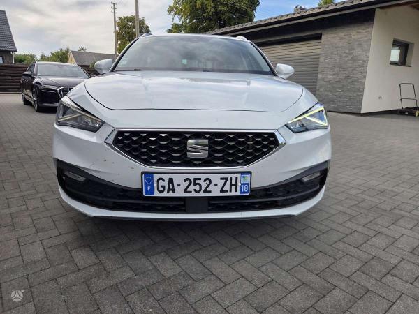 White SEAT Leon 2021 in Taurage, with an engine capacity of 2.00 L and mileage of 344 thousand km for 9300 €, photo 6 on AUTOMOTO.COM.LV