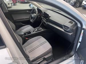 White SEAT Leon 2021 in Tallinn, with an engine capacity of 1.50 L and mileage of 126 thousand km for 16500 €, photo 6 on AUTOMOTO.COM.LV