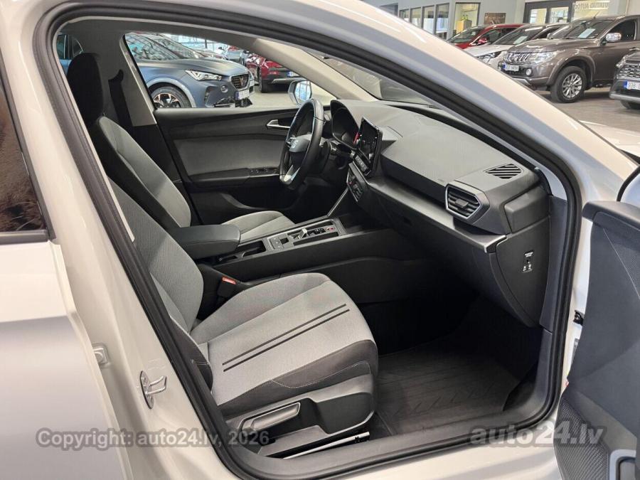 White SEAT Leon 2022 in Tallinn, with an engine capacity of 2.00 L and mileage of 153 thousand km for 15900 €, photo 6 on AUTOMOTO.COM.LV