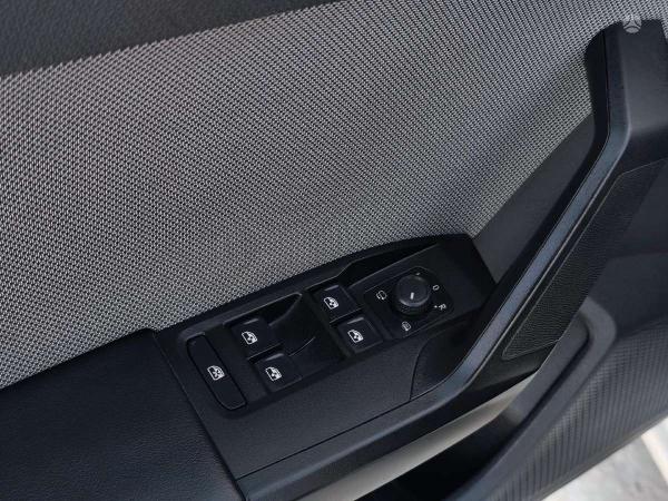 White SEAT Leon 2022 in Anyksciai, with an engine capacity of 2.00 L and mileage of 246 thousand km for 12700 €, photo 11 on AUTOMOTO.COM.LV