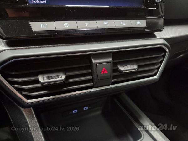 Balts SEAT Leon 2022 Tallina, ar dzinēja tilpumu 1.50 L un nobraukumu 152 tūkst. km par 13900 €, foto 11 vietnē AUTOMOTO.COM.LV