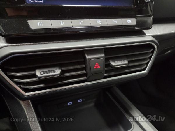 Balts SEAT Leon 2022 Tallina, ar dzinēja tilpumu 1.50 L un nobraukumu 152 tūkst. km par 13900 €, foto 11 vietnē AUTOMOTO.COM.LV