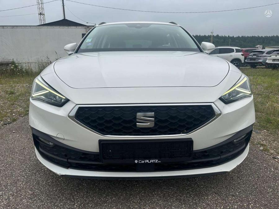 White SEAT Leon 2022 in Vilnius, with an engine capacity of 1.00 L and mileage of 148 thousand km for 11590 €, photo 4 on AUTOMOTO.COM.LV