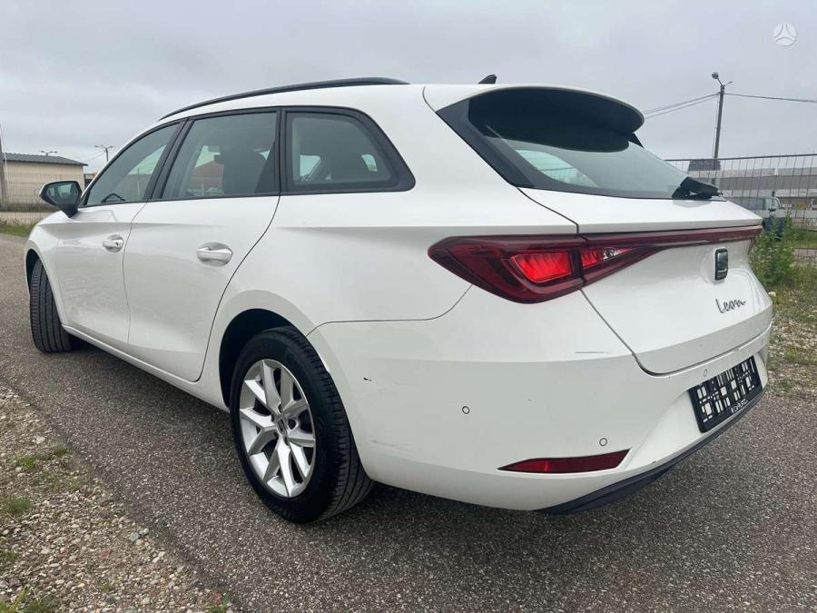 White SEAT Leon 2022 in Vilnius, with an engine capacity of 1.00 L and mileage of 148 thousand km for 11590 €, photo 9 on AUTOMOTO.COM.LV