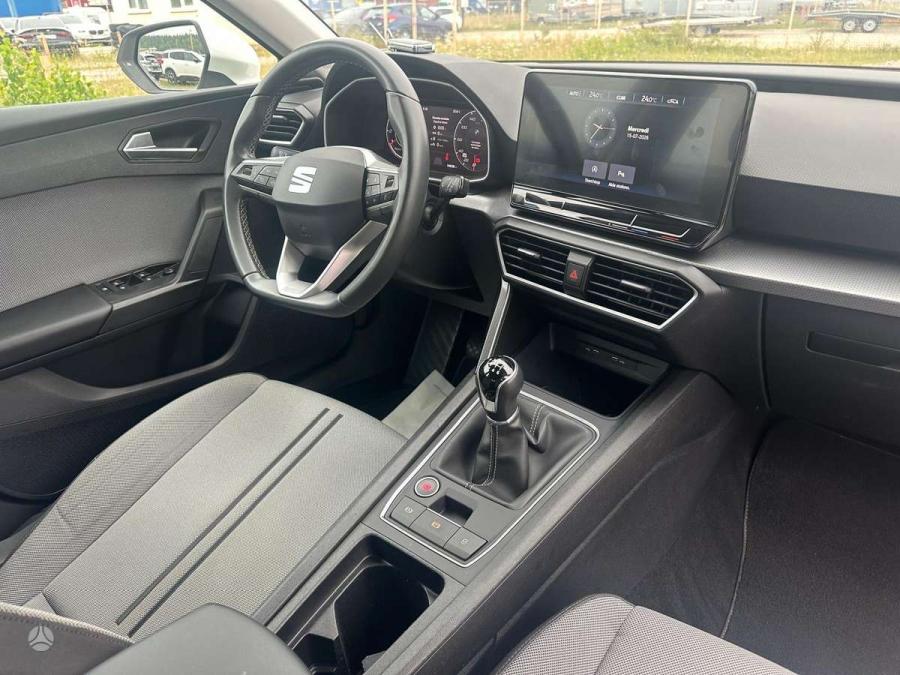 White SEAT Leon 2022 in Vilnius, with an engine capacity of 1.00 L and mileage of 148 thousand km for 11590 €, photo 12 on AUTOMOTO.COM.LV