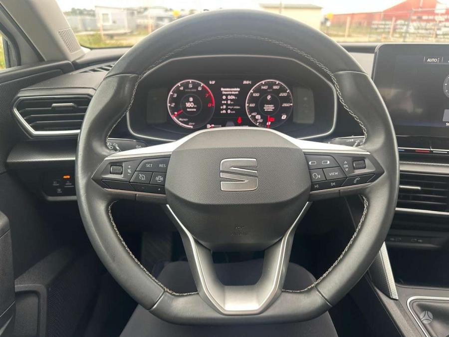 White SEAT Leon 2022 in Vilnius, with an engine capacity of 1.00 L and mileage of 148 thousand km for 11590 €, photo 15 on AUTOMOTO.COM.LV