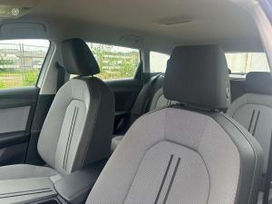 White SEAT Leon 2022 in Vilnius, with an engine capacity of 1.00 L and mileage of 148 thousand km for 11590 €, photo 18 on AUTOMOTO.COM.LV