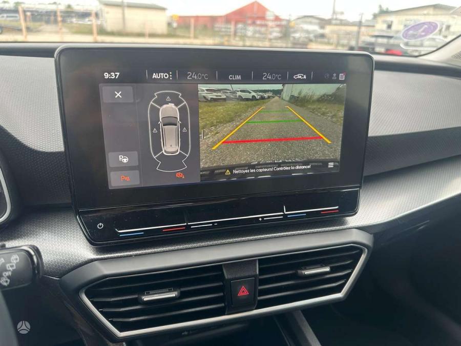 White SEAT Leon 2022 in Vilnius, with an engine capacity of 1.00 L and mileage of 148 thousand km for 11590 €, photo 28 on AUTOMOTO.COM.LV