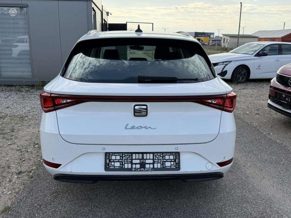 Balts SEAT Leon 2022 Viļņa, ar dzinēja tilpumu 1.00 L un nobraukumu 148 tūkst. km par 11390 €, foto 3 vietnē AUTOMOTO.COM.LV