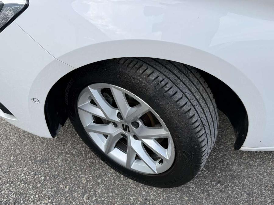 Balts SEAT Leon 2022 Viļņa, ar dzinēja tilpumu 1.00 L un nobraukumu 148 tūkst. km par 11390 €, foto 6 vietnē AUTOMOTO.COM.LV