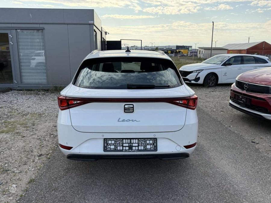Balts SEAT Leon 2022 Viļņa, ar dzinēja tilpumu 1.00 L un nobraukumu 148 tūkst. km par 11390 €, foto 9 vietnē AUTOMOTO.COM.LV