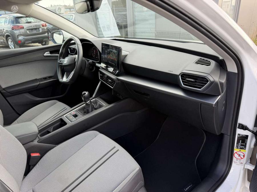 Balts SEAT Leon 2022 Viļņa, ar dzinēja tilpumu 1.00 L un nobraukumu 148 tūkst. km par 11390 €, foto 12 vietnē AUTOMOTO.COM.LV