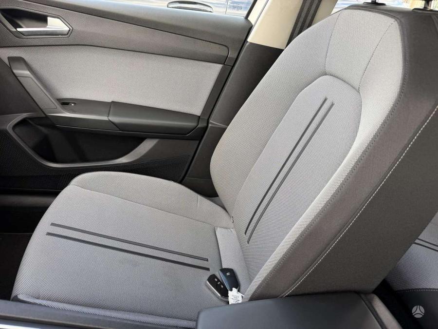 Balts SEAT Leon 2022 Viļņa, ar dzinēja tilpumu 1.00 L un nobraukumu 148 tūkst. km par 11390 €, foto 29 vietnē AUTOMOTO.COM.LV