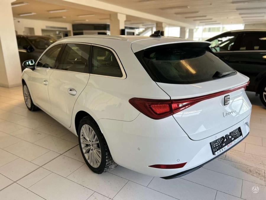 Balts SEAT Leon 2023 Šauļi, ar dzinēja tilpumu 1.50 L un nobraukumu 38 tūkst. km par 22500 €, foto 3 vietnē AUTOMOTO.COM.LV