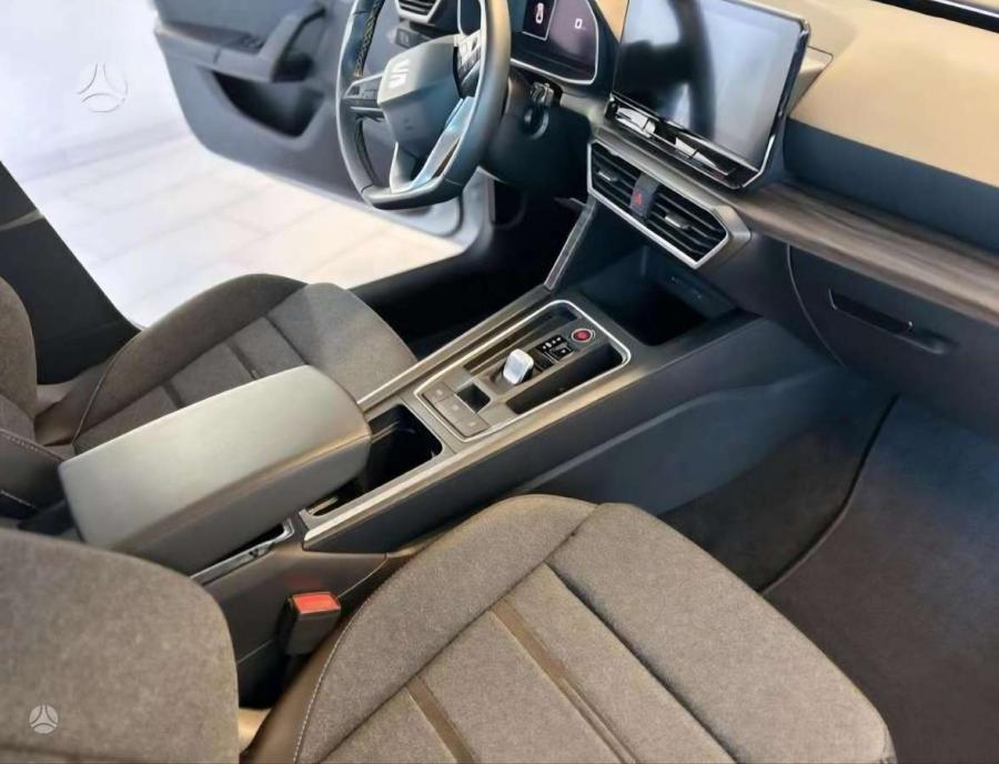 Balts SEAT Leon 2023 Šauļi, ar dzinēja tilpumu 1.50 L un nobraukumu 39 tūkst. km par 19200 €, foto 22 vietnē AUTOMOTO.COM.LV