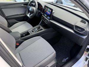White SEAT Leon 2023 in Vilnius, with an engine capacity of 1.97 L and mileage of 160 thousand km for 15900 €, photo 15 on AUTOMOTO.COM.LV