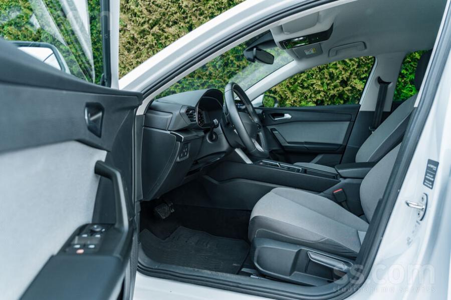 Balts SEAT Leon 2024 Rīga, ar dzinēja tilpumu 1.50 L un nobraukumu 47 tūkst. km par 19990 €, foto 11 vietnē AUTOMOTO.COM.LV