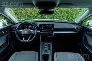 Balts SEAT Leon 2024 Rīga, ar dzinēja tilpumu 1.50 L un nobraukumu 47 tūkst. km par 19990 €, foto 16 vietnē AUTOMOTO.COM.LV