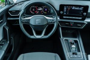 Balts SEAT Leon 2024 Rīga, ar dzinēja tilpumu 1.50 L un nobraukumu 47 tūkst. km par 19990 €, foto 17 vietnē AUTOMOTO.COM.LV