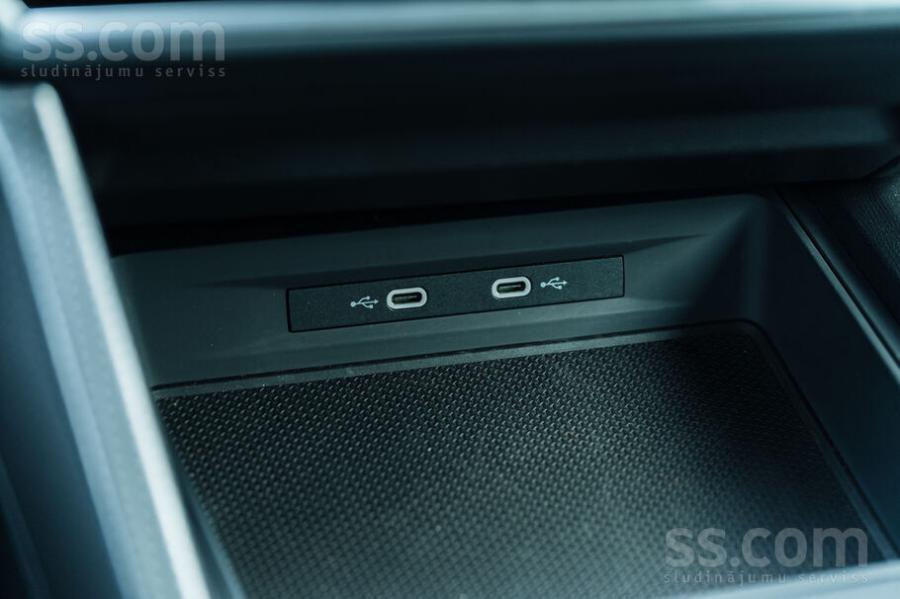 Balts SEAT Leon 2024 Rīga, ar dzinēja tilpumu 1.50 L un nobraukumu 47 tūkst. km par 19990 €, foto 19 vietnē AUTOMOTO.COM.LV
