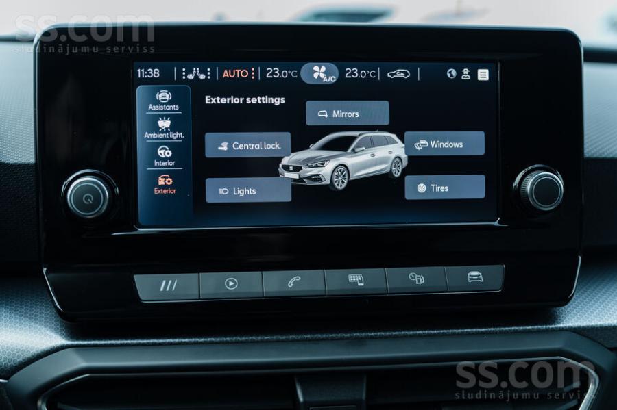 Balts SEAT Leon 2024 Rīga, ar dzinēja tilpumu 1.50 L un nobraukumu 47 tūkst. km par 19990 €, foto 26 vietnē AUTOMOTO.COM.LV