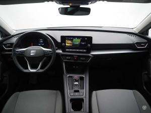 White SEAT Leon 2024 in Vilnius, with an engine capacity of 1.50 L and mileage of 50 thousand km for 20900 €, photo 17 on AUTOMOTO.COM.LV